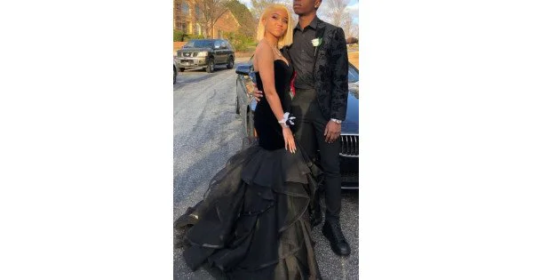 Enid Classical Black Sweetheart Puffy Layer Mermaid Prom Dresses